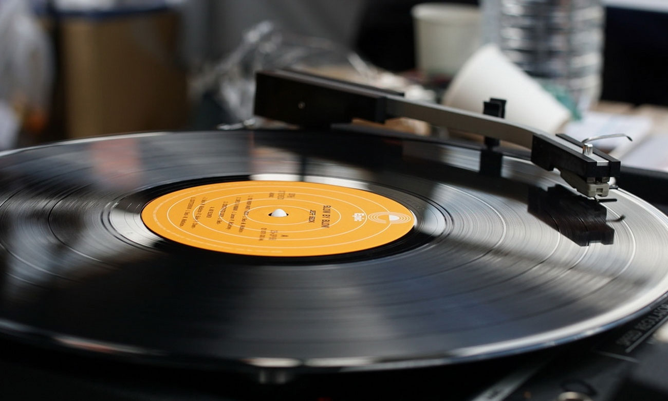 Denon DP-300F Premium Silver - Gramofon - Sklep internetowy - al.to