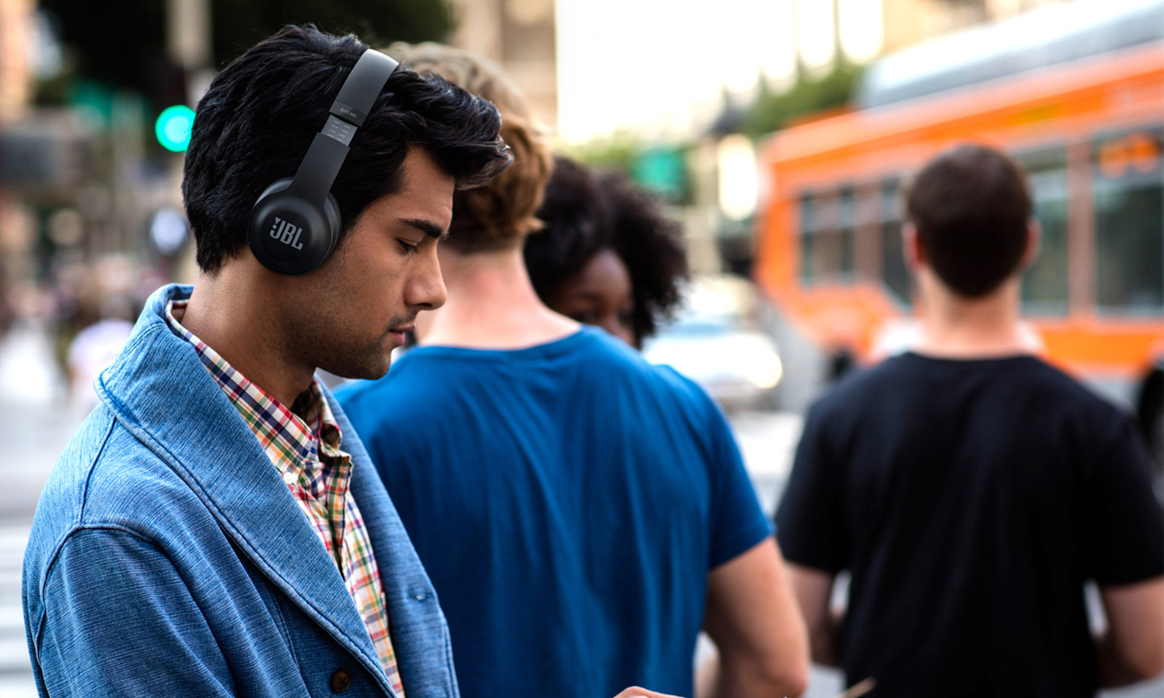 JBL EVEREST 300 Bluetooth Czerwone - Słuchawki bezprzewodowe - Sklep ...