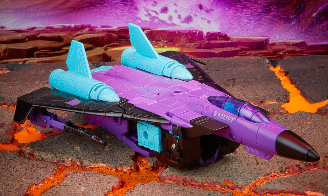 Hasbro Transformers Generations Selects G2 Ramjet - Figurka - Sklep ...