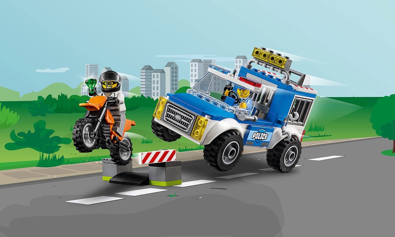 LEGO Juniors Pościg furgonetką policyjną - Klocki LEGO® - Sklep ...